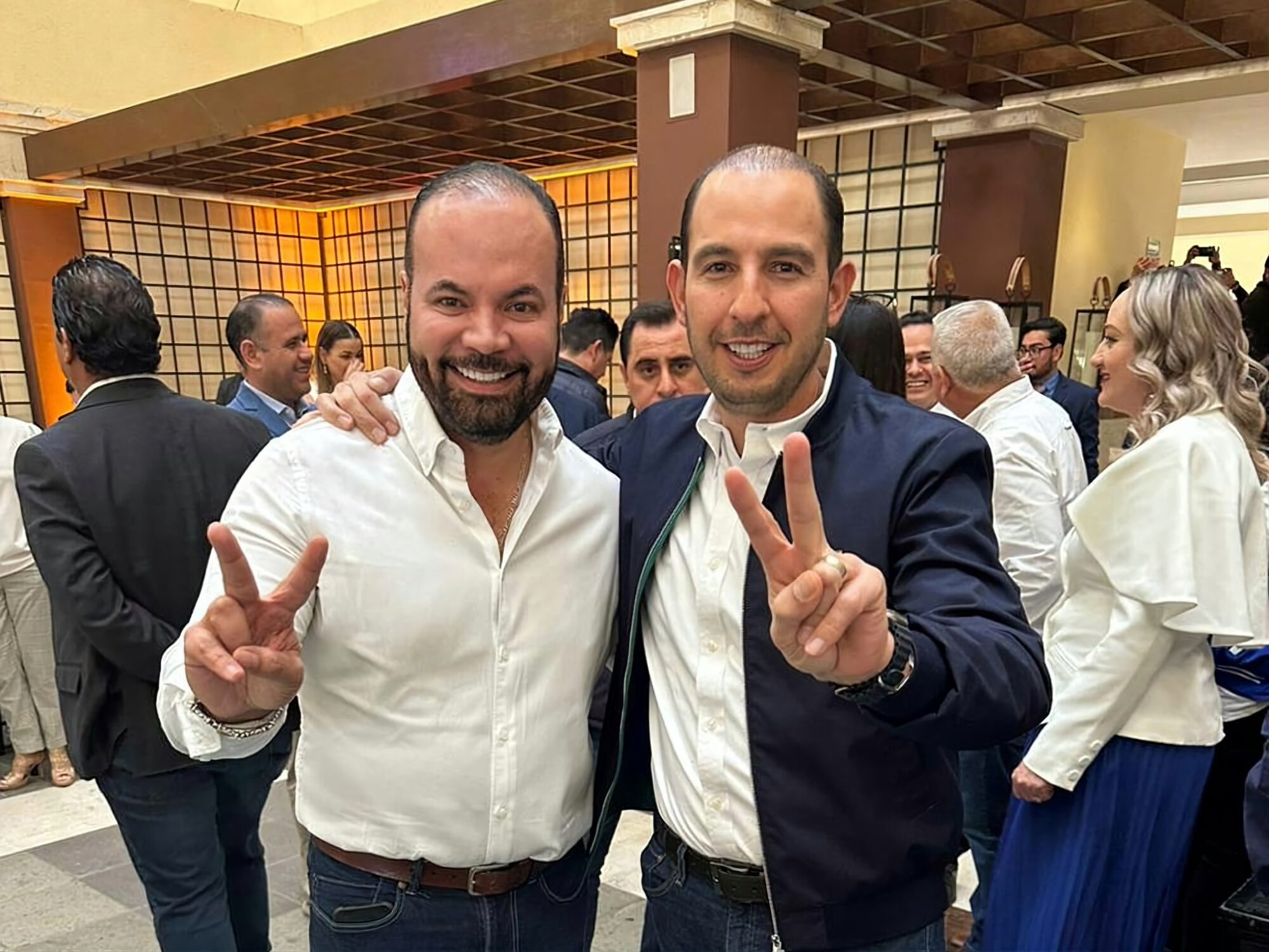 No me ayudes compadre… - Puntos y Contrapuntos.mx